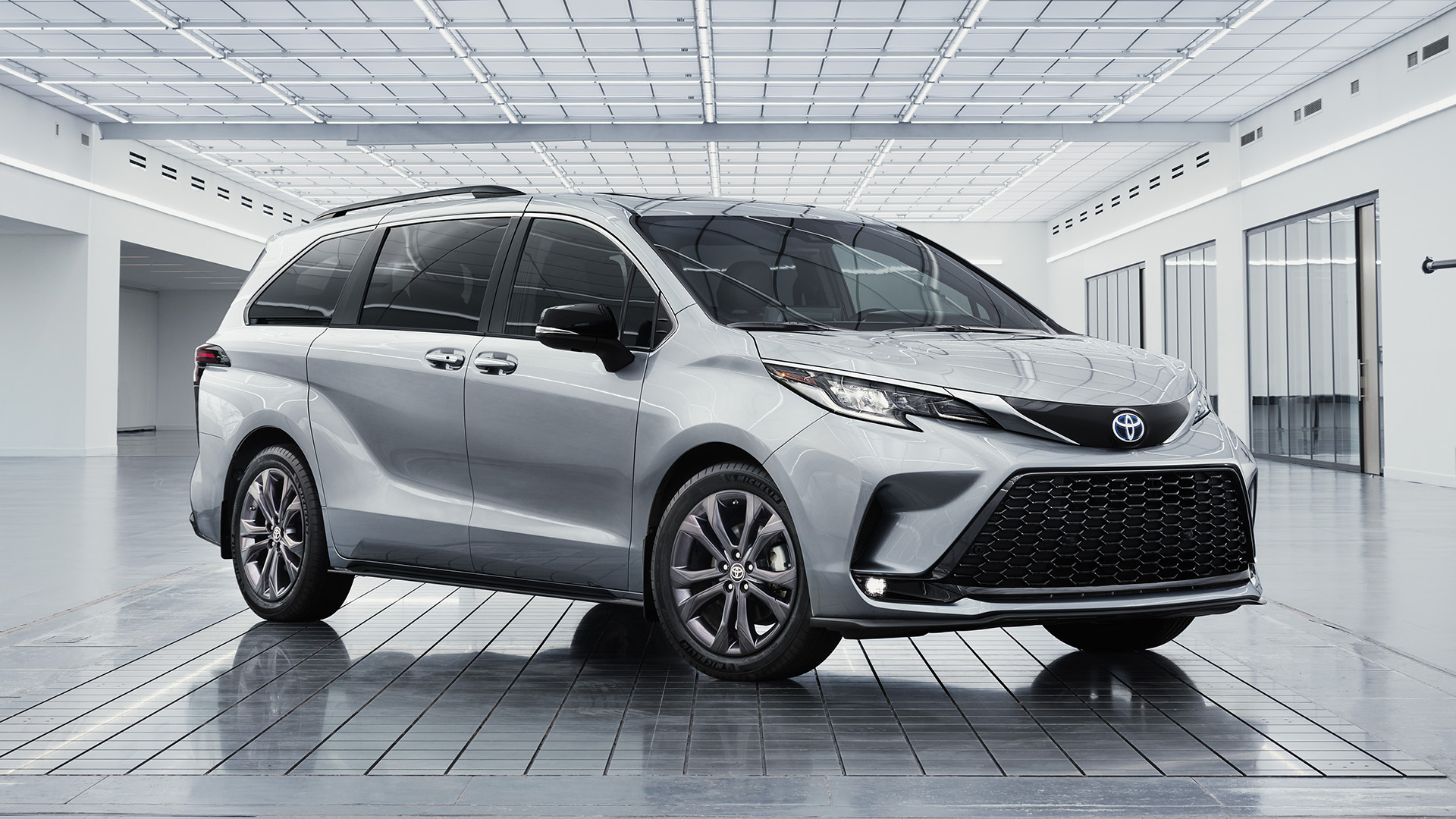 Top 5 Toyota Vehicles for Family Road Trips